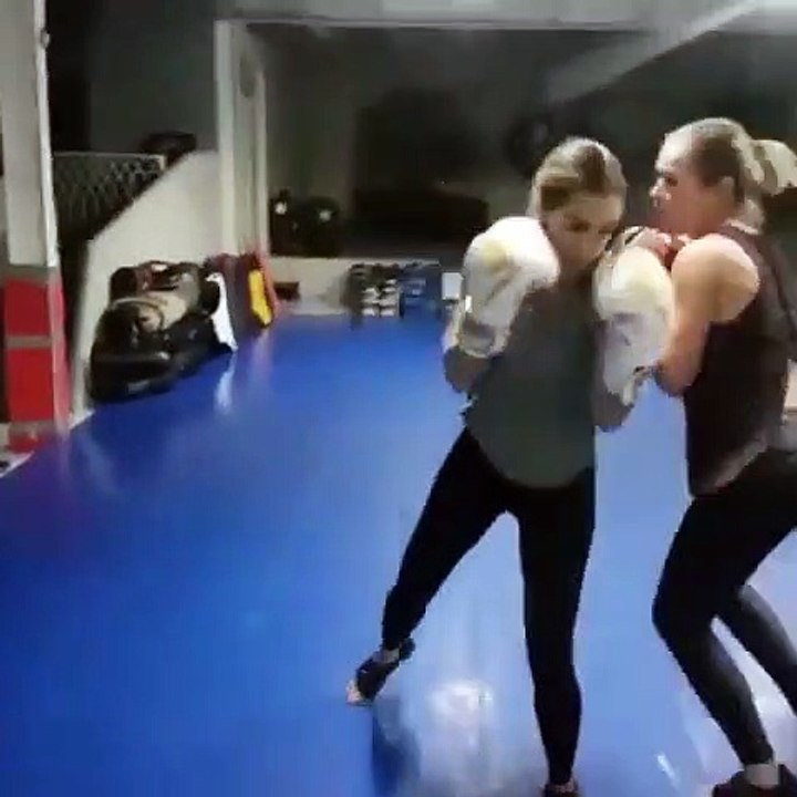 MMA UFC Womens Training - video Dailymotion
