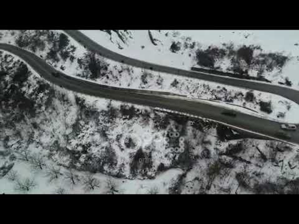 Ora News - Hipini makinës e shijoni panoramën fantastike të Qafë-Thanë ... Ora News - Hipini makinës e shijoni panoramën fantastike të Qafë-Thanë ...