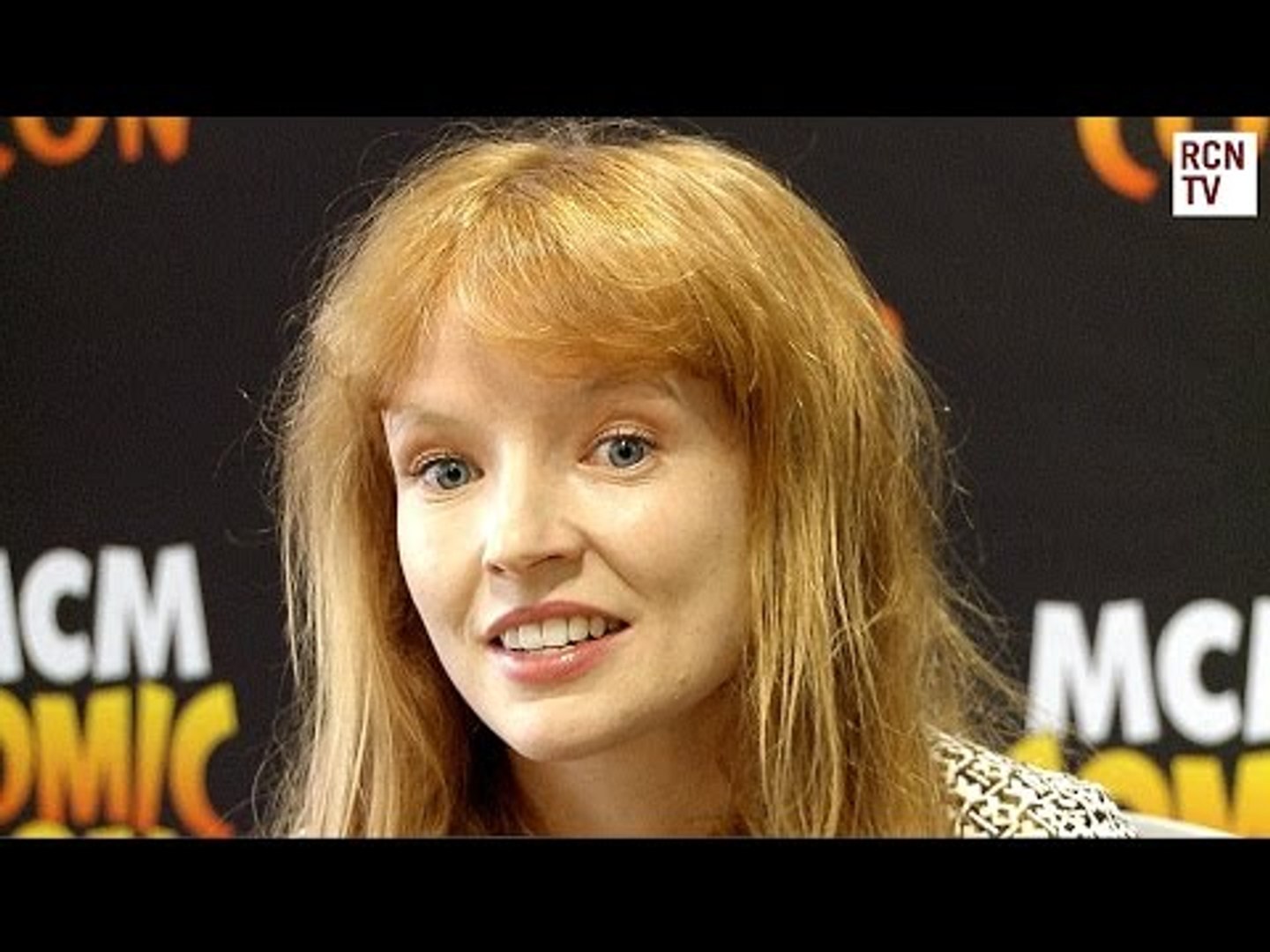 Stef Dawson Annie Cresta