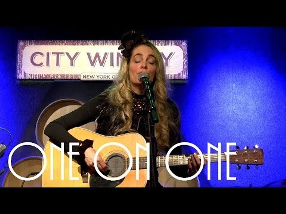 ONE ON ONE: Abra Moore February 17th, 2018 City Winery New York Full ...