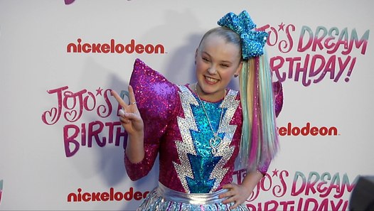 JoJo Siwa "JoJo Siwa's 16th Birthday Party" Purple Carpet - video ...