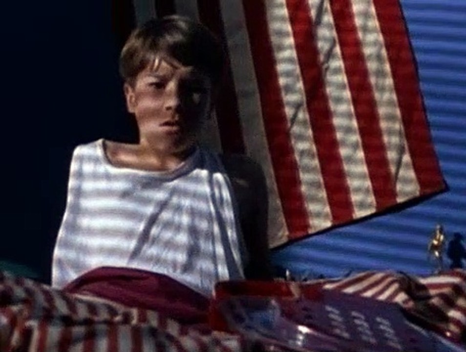 Are You Afraid of the Dark S03E04 The Tale of the Phone Police - video ...