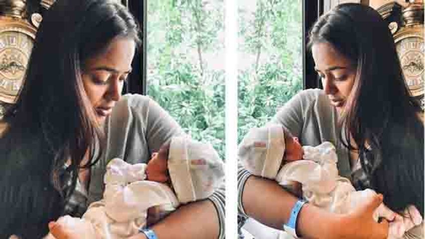 Sameera Reddy Shares The First Picture Of Her Daughter| Sameera Reddy ...