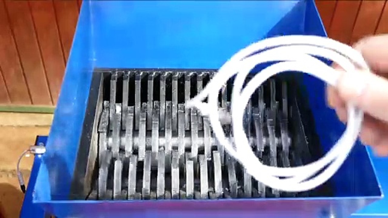 SELFIE STICK SHREDDING - video Dailymotion