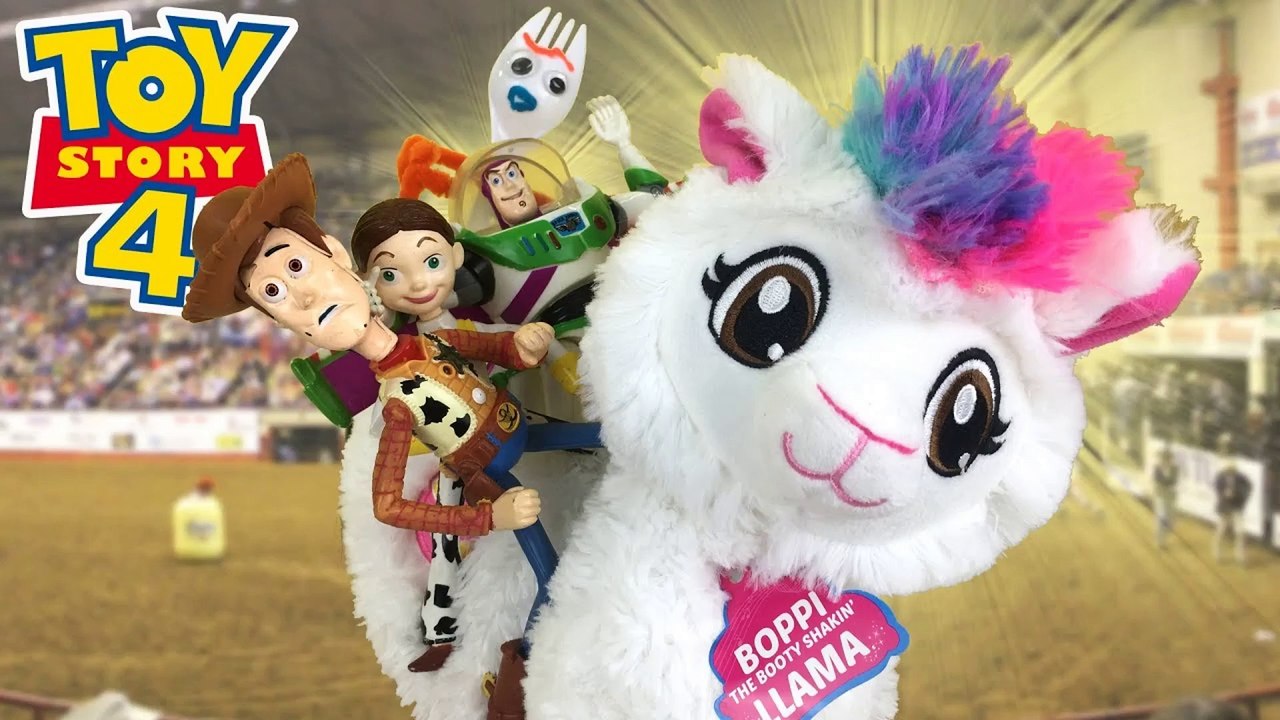 Toy Story 4 Dancing Llama Challenge with Zuru's Boppi the Booty Shakin ...