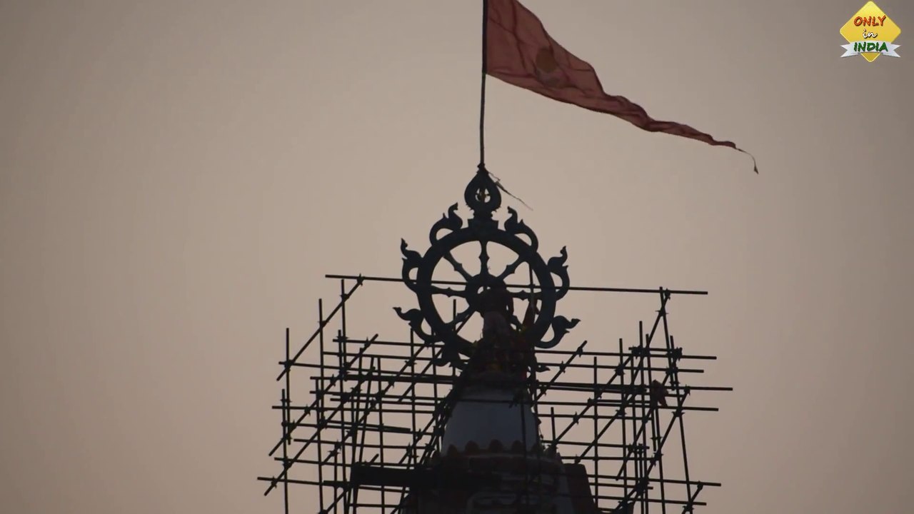 FLAG CHANGING CEREMONY at Puri Jagannath temple | Odisha Tourism ...