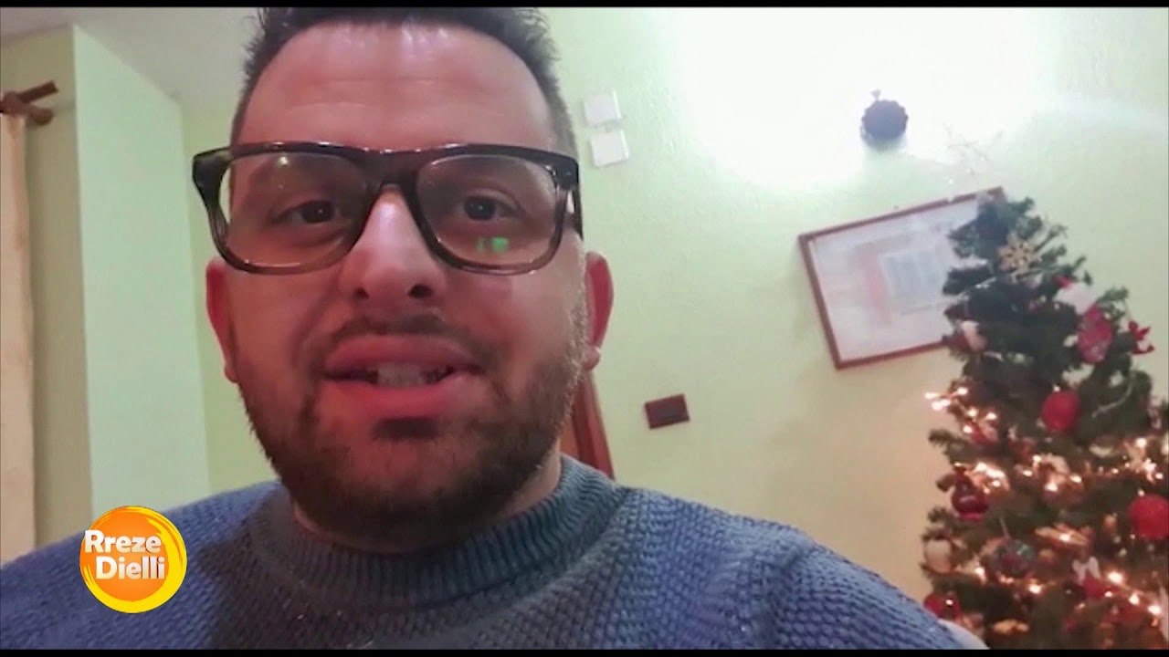 Erion Isai video surprizë bashkëshortes - video Dailymotion