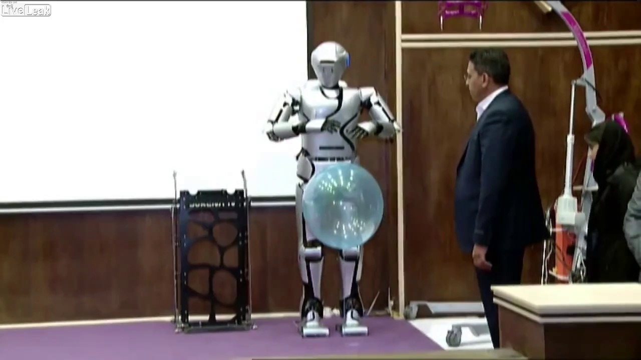 Iranian project Surena unveils new humanoid robot - video Dailymotion