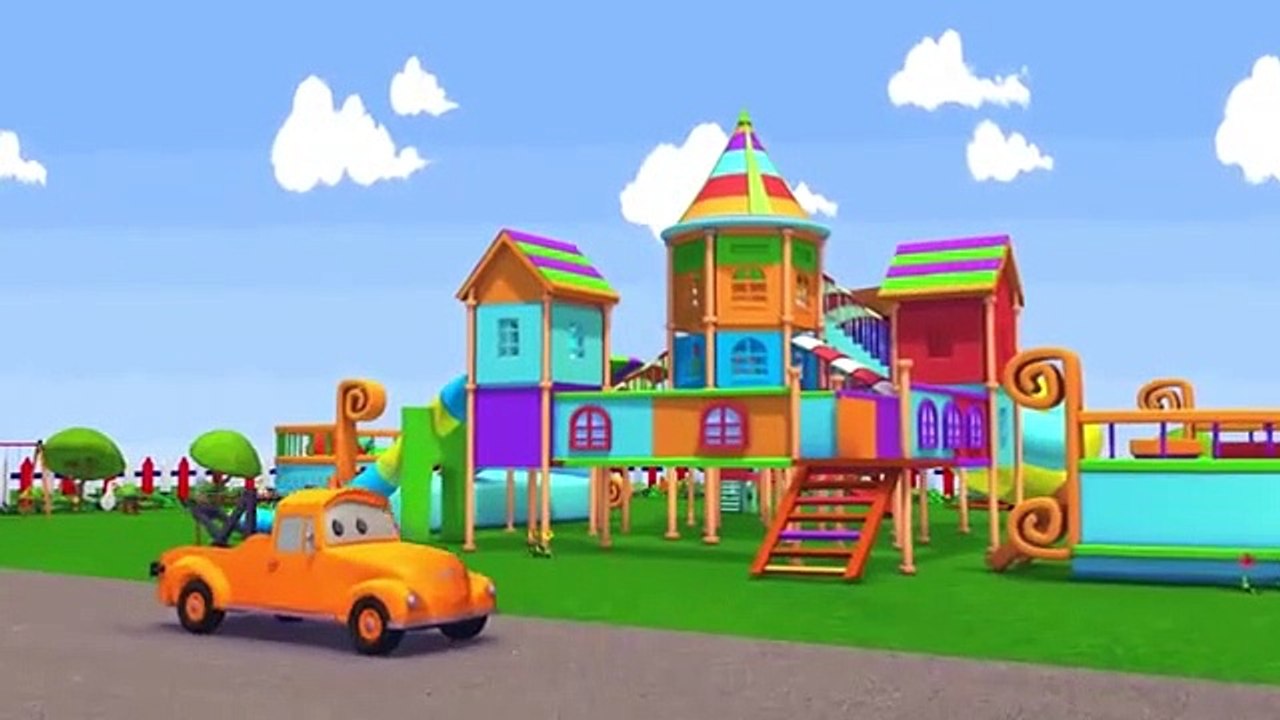 Crveni trkaći auto - Jerry - Tegljač Tom u Auto Gradu Crtići za djecu ...