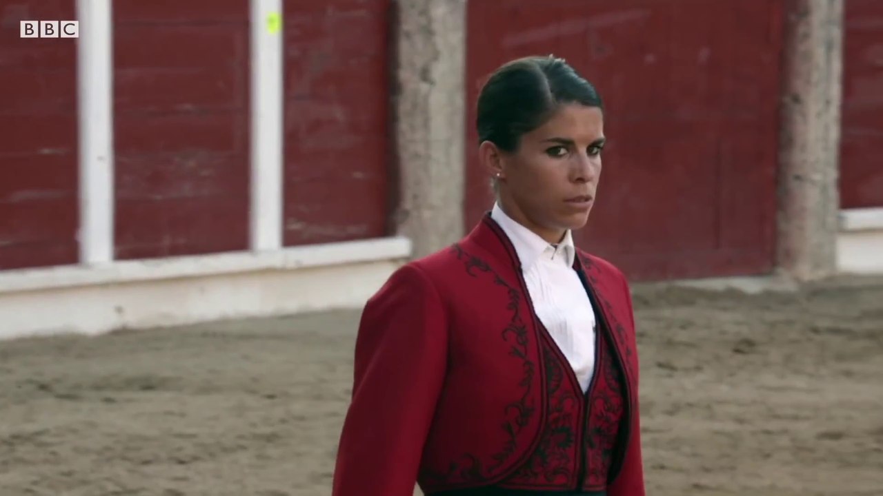 SPAIN - the one and only elite female bullfighter - video Dailymotion