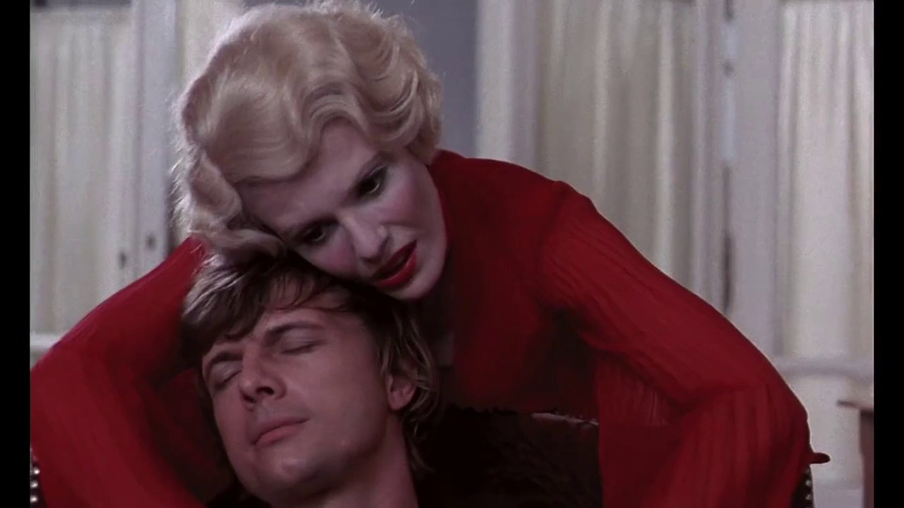 Les Lèvres rouges - Extrait du film - La Comtesse rouge - Vidéo Dailymotion