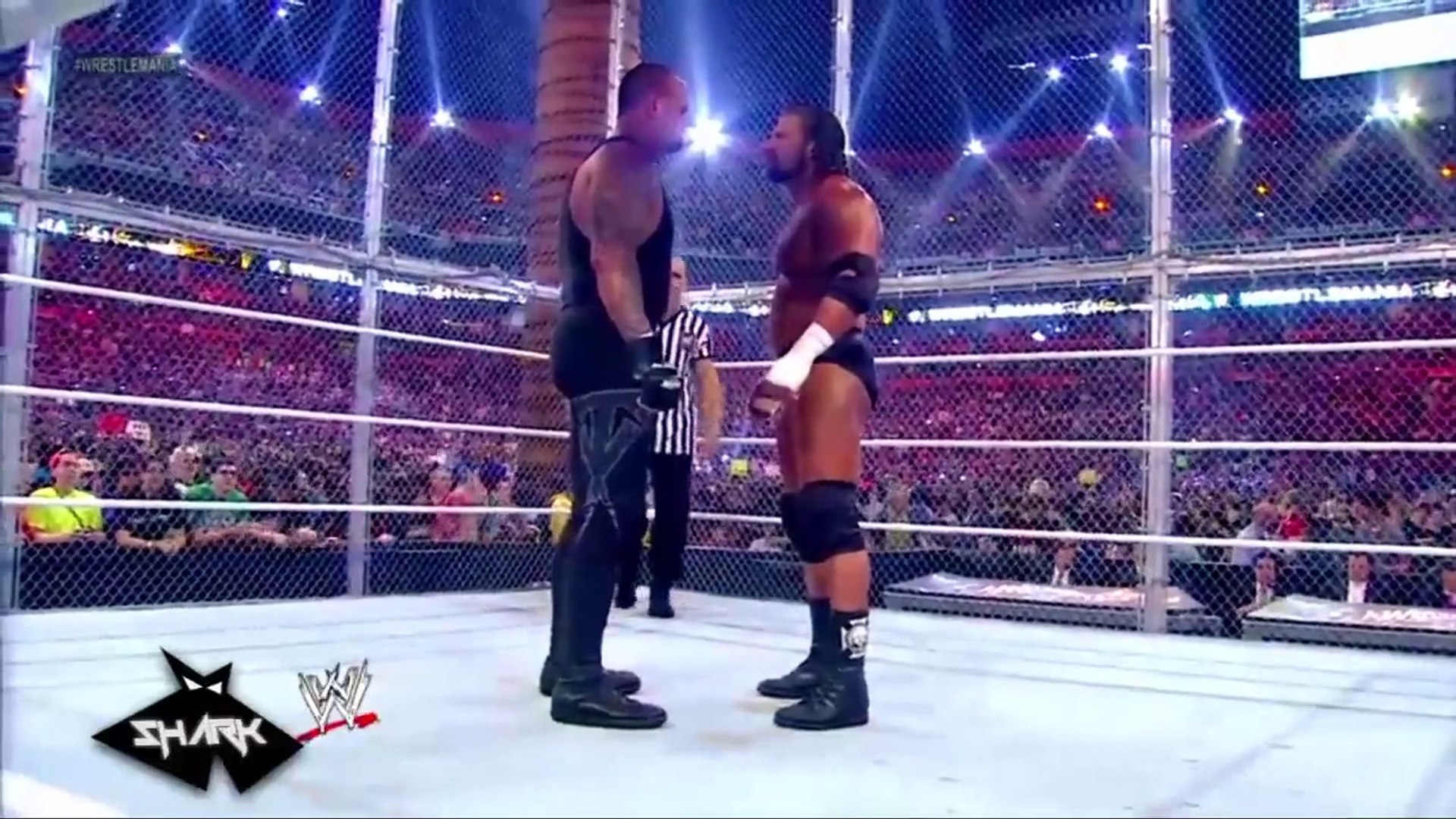 Undertaker Contre Triple H Wrestlemania 28 L'enfer Dans Une Cellule