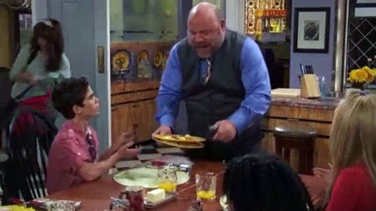 Jessie S02E03 Make New Friends But Hide The Old - video Dailymotion