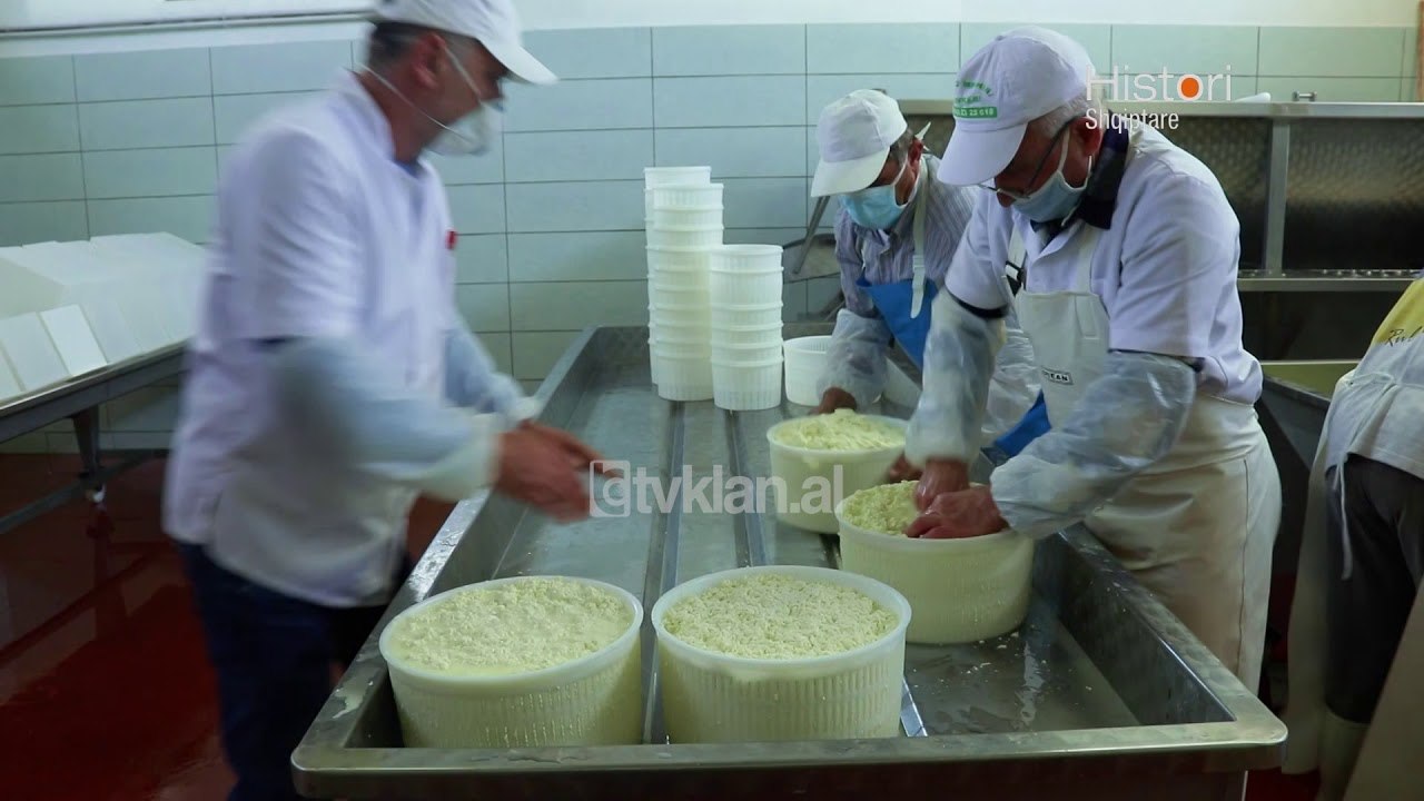 Histori shqiptare nga Alma Çupi - Pergatitja e djathit kackavall ...