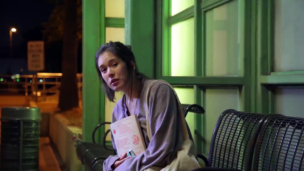 Smiling Woman | Short Horror Film - Vídeo Dailymotion