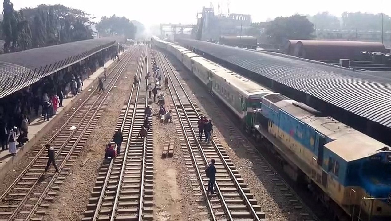 Mohanagar Provati Express Train of Bangladesh Railway||মহানগর প্রভাতি ...