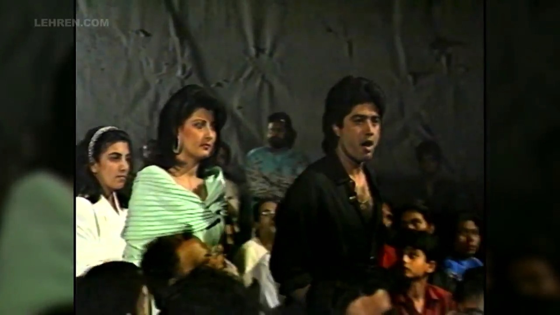 Divya Bharti In Vishwatma