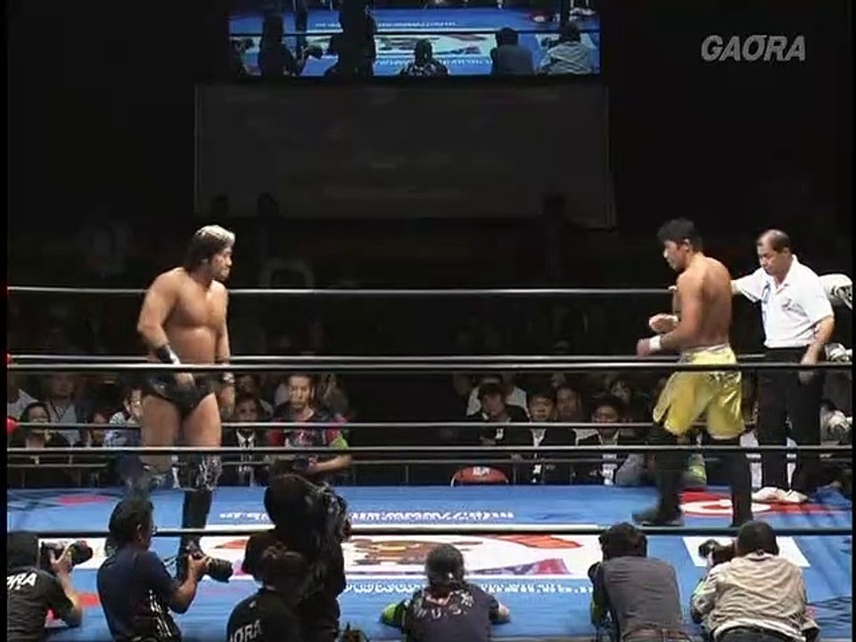 AJPW - 10-24-2010 - Suwama (c) vs. Masakatsu Funaki (Triple Crown Title ...