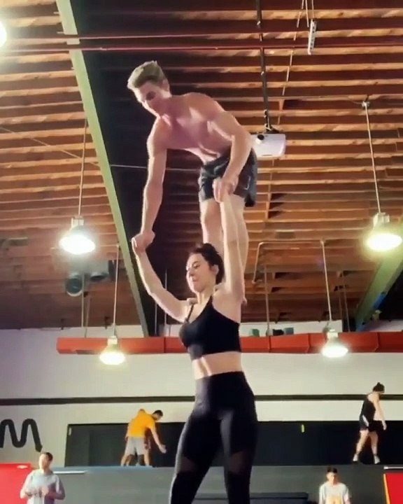 Strength. test women vs men - video Dailymotion