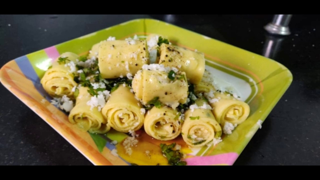 Surali Vadi Indian Recipe |पारंपरिक सुरळीची वडी | Khandvi Recipe by ...