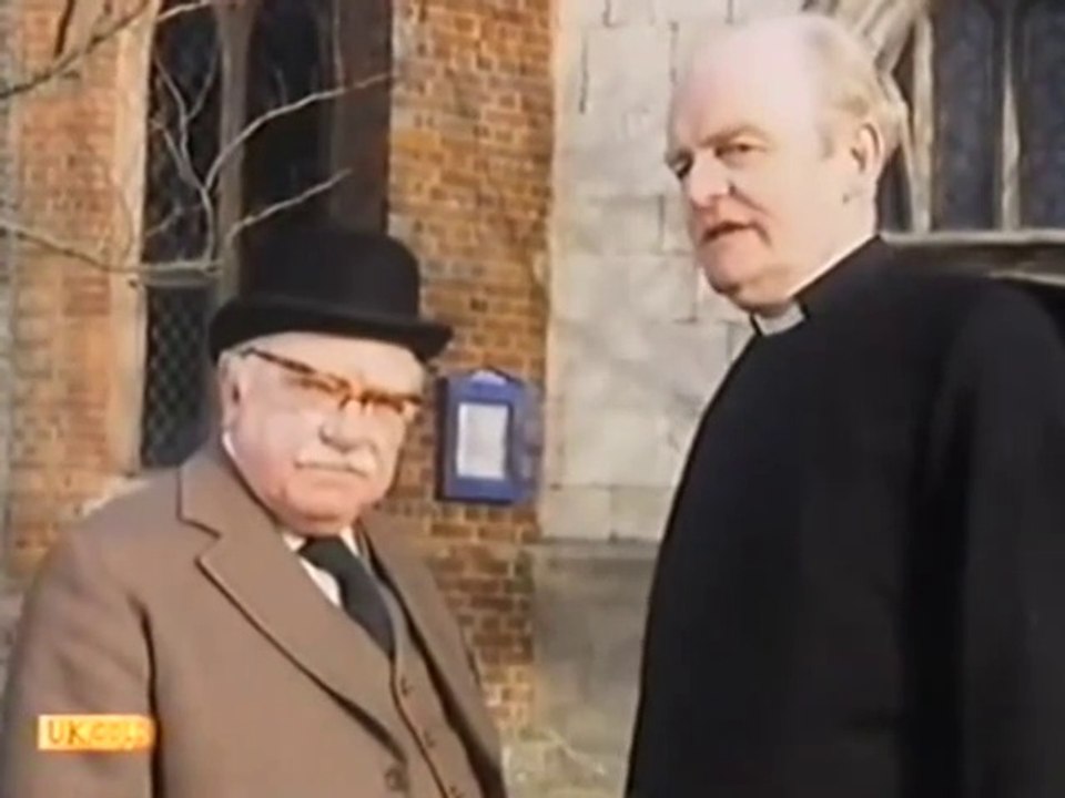 Potter. (S2/E6) Arthur Lowe • John Barron • Harry H. Corbett • Noel ...