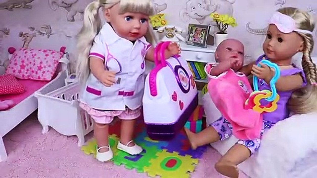 Baby Doll Doctor Toys Check up in Bedroom! - video Dailymotion