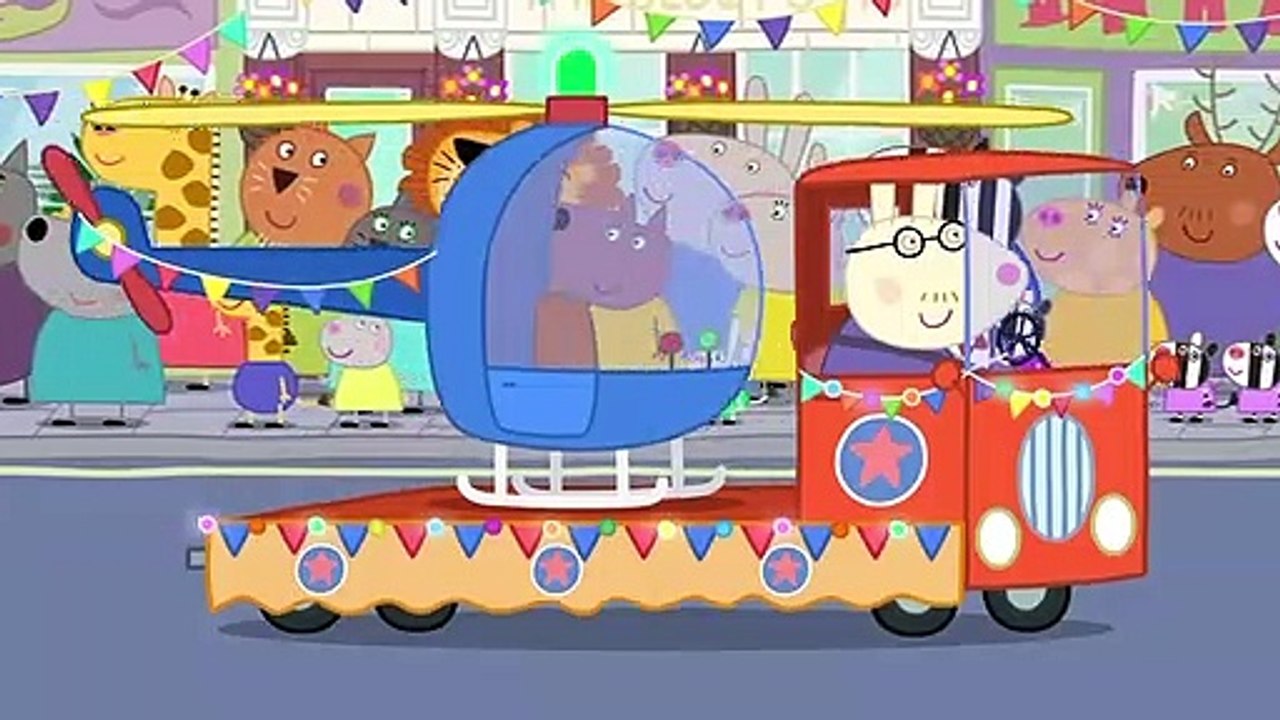 Peppa Pig Official Channel _ Molly Mole is Digging at the Sandpit ...