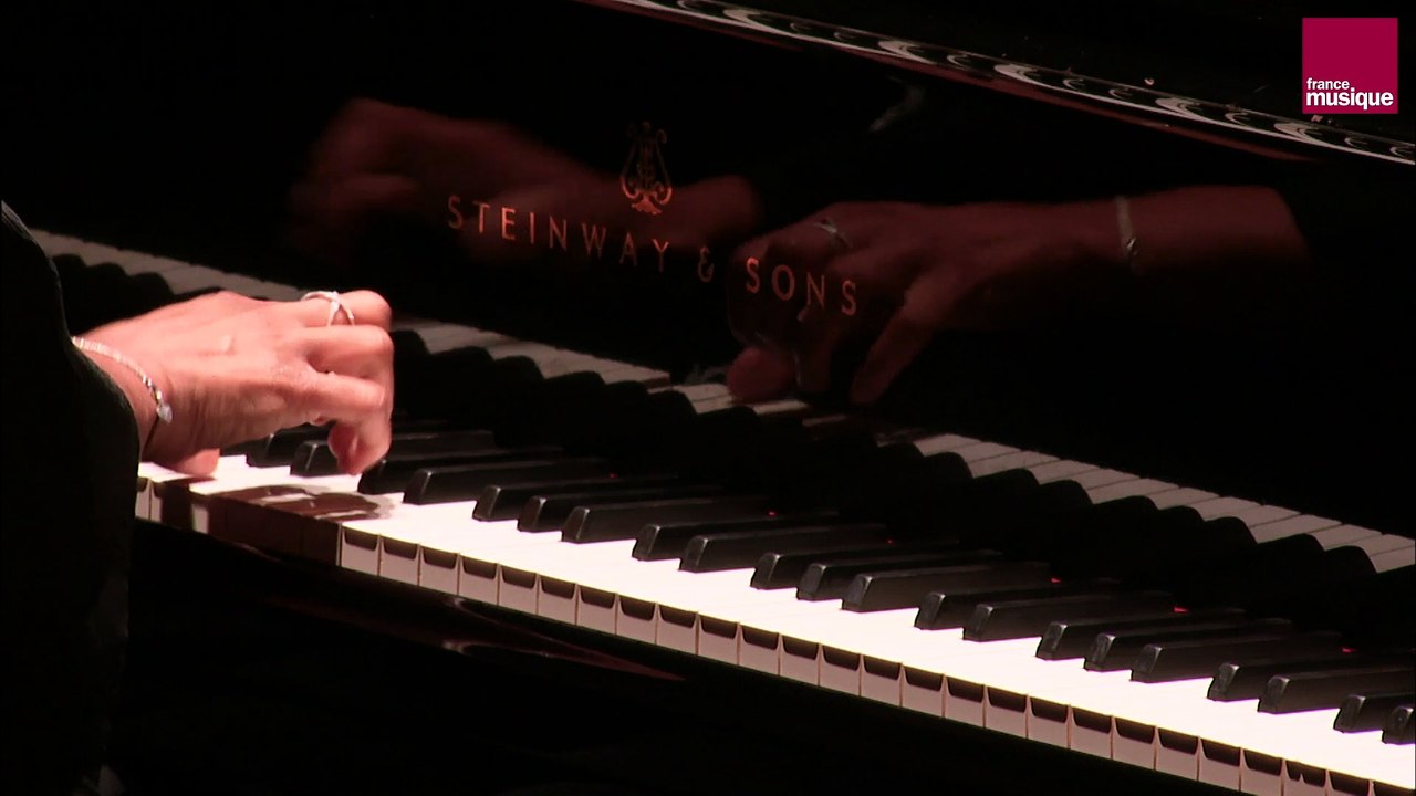 Enesco : Suite n° 2 op. 10, IV. Bourrée (Macha Kanza) - Vidéo Dailymotion