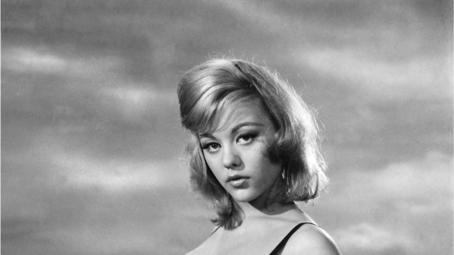 Margaret Nolan 2014 Margaret Nolan, Vintage Actress #6 Digital Art By