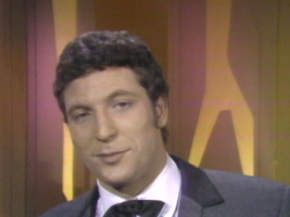 Tom Jones - Thunderball (Live On The Ed Sullivan Show, December 5, 1965) - video Dailymotion