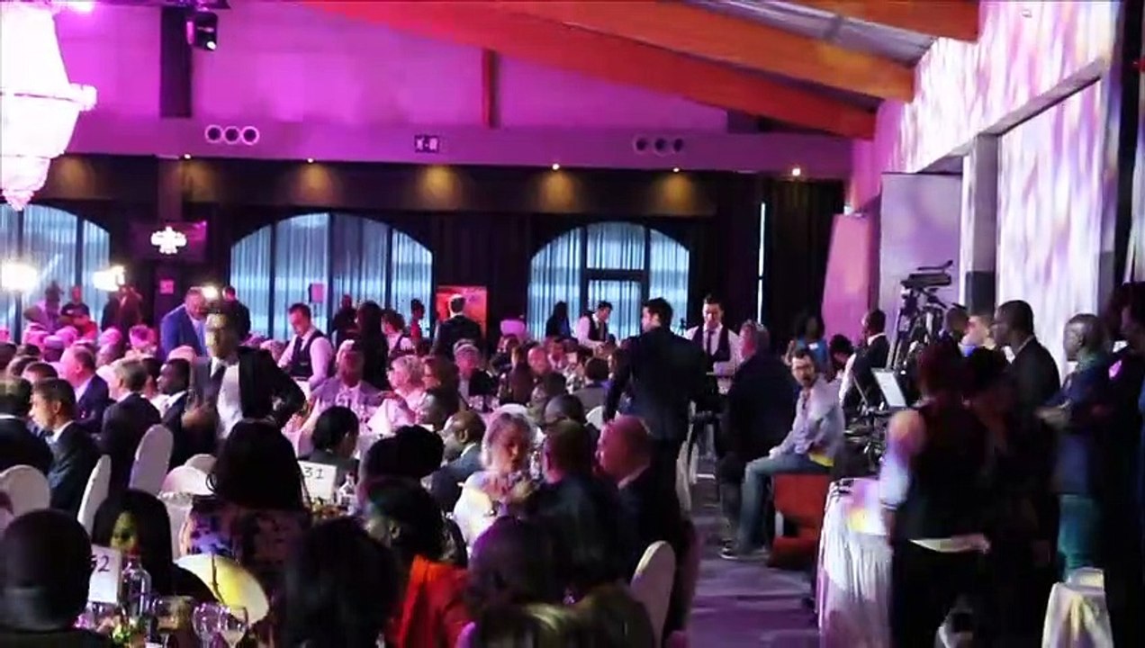 Jeezy Model Styliste au African Awards Soulier D_E - Vidéo Dailymotion