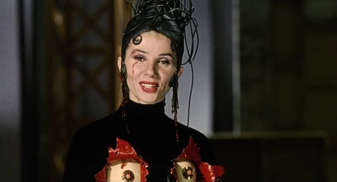 Kika Bilder, Poster & Fotos | Moviepilot.de