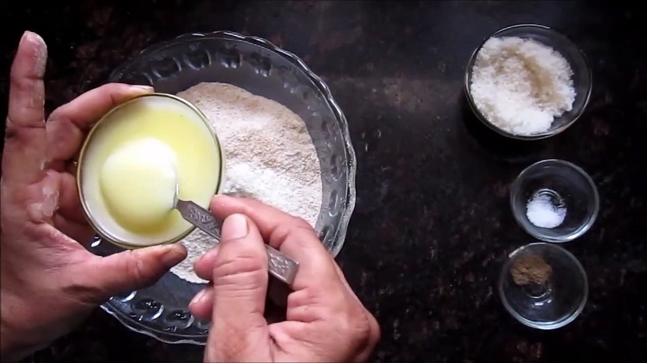 HOW TO MAKE PUNJABI CHURI (SWEET CRUMBLED CHAPATI) | Nirmal Bhoj ...