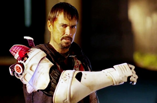 Armstrong | Bilder, Poster & Fotos | Moviepilot.de