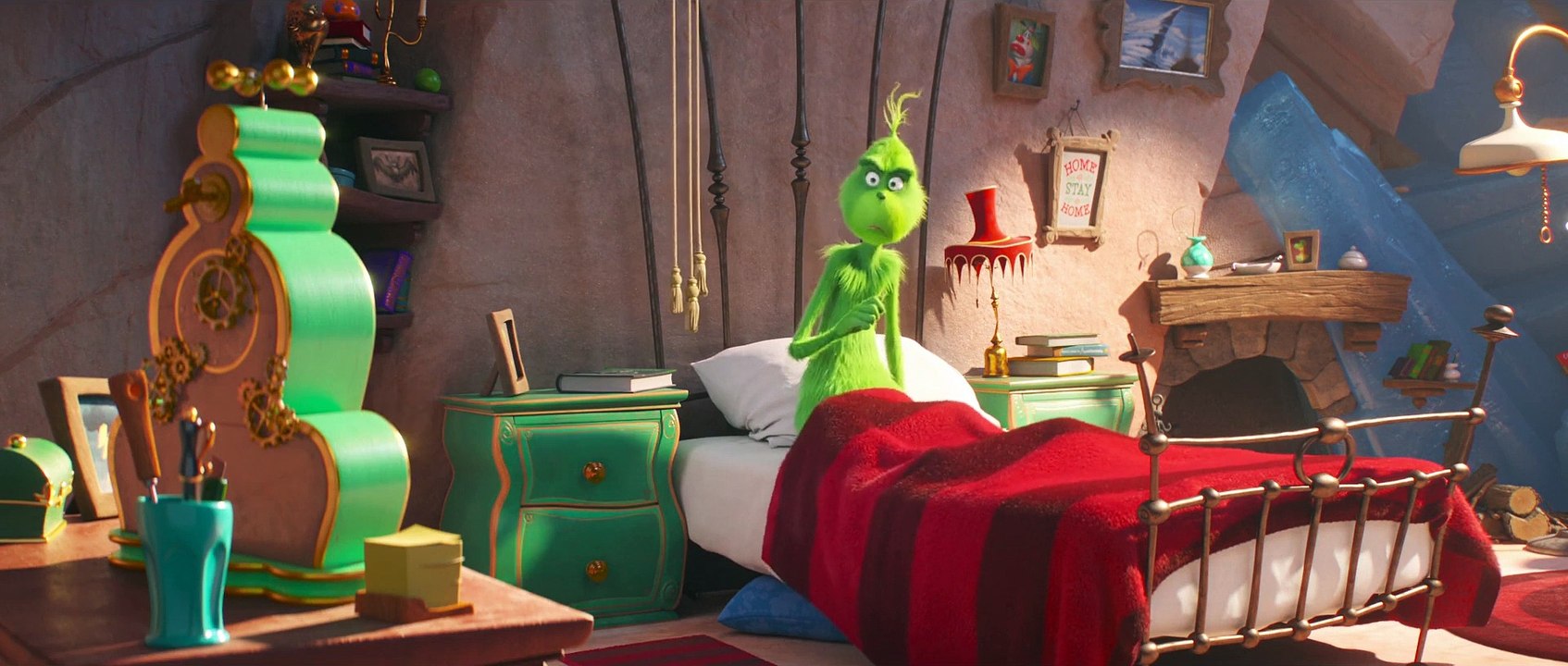 Dr. Seuss' The Grinch movie clip - You're a Mean One, Mr. Grinch ...