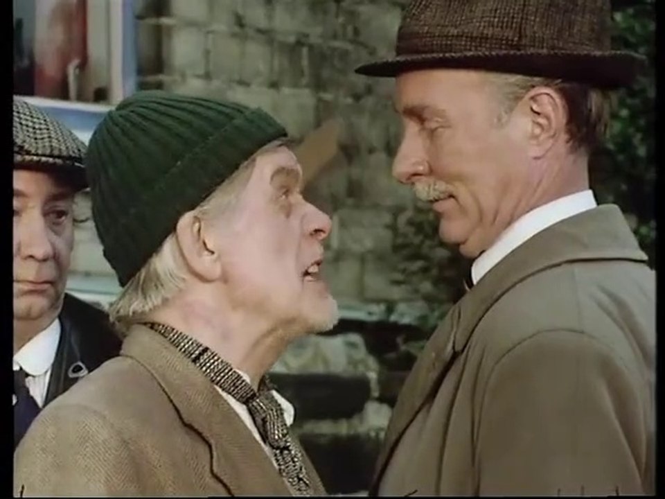 Last Of The Summer Wine - S2/E2 Who's That With Nora Batty Then. Bill ...
