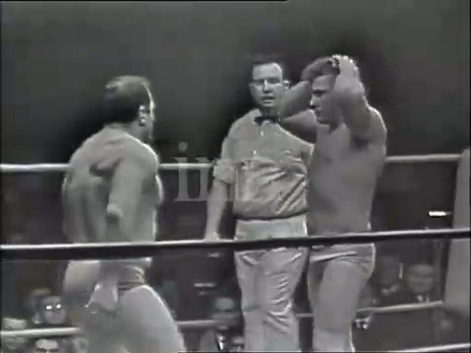Robert Duranton & Jack de Lasartesse vs. Andre Drapp and Bernard Vignal ...