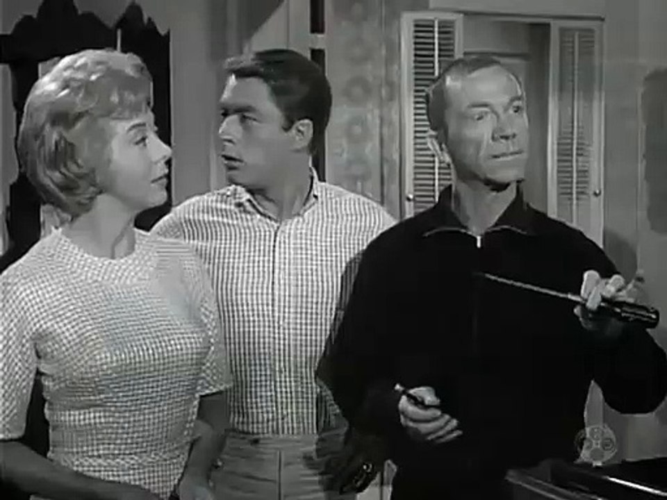 My Favorite Martian S2 E17 Gesundheit, Uncle Martin - Dailymotion Video