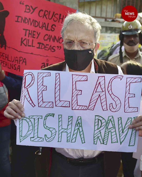 Disha arrest: Ramachandra Guha, Sowmya Reddy join protests in Bengaluru ...