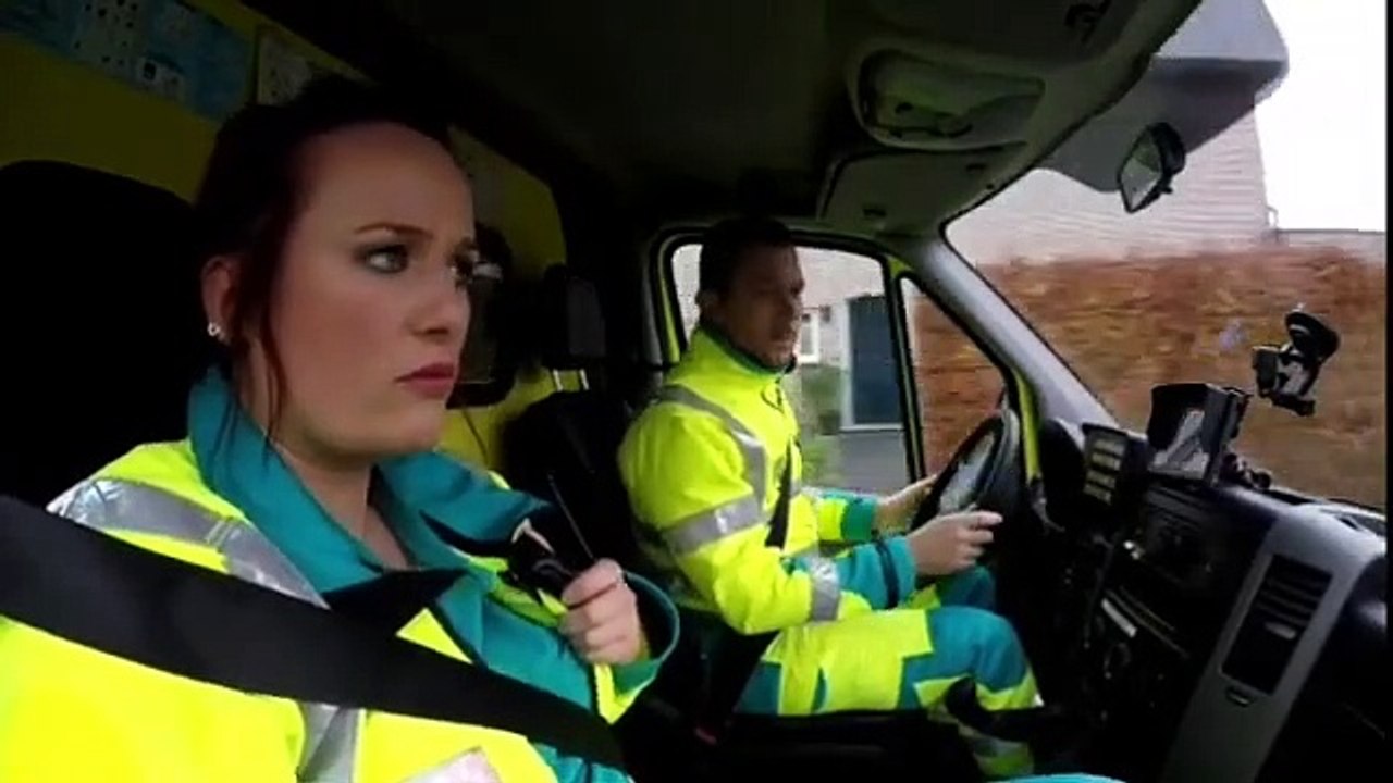 SOS 112 S01E03 - Dailymotion Video