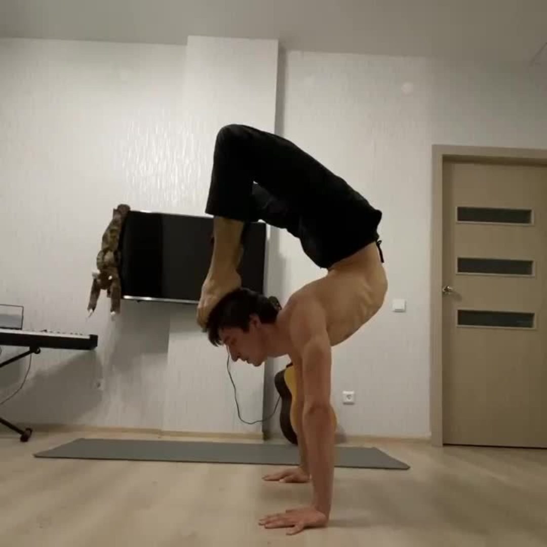 One Person Contortion Tricks