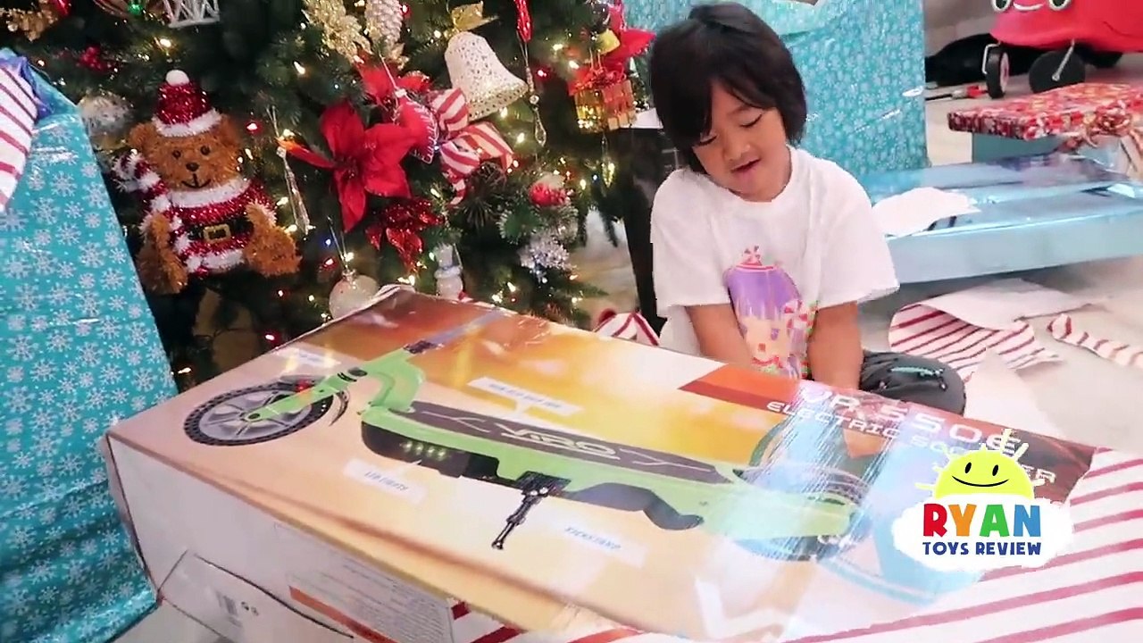 Christmas Morning Opening Presents 2018 Surprise Toys With Ryan ...