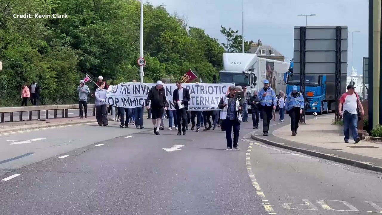 Protest against immigration in Dover