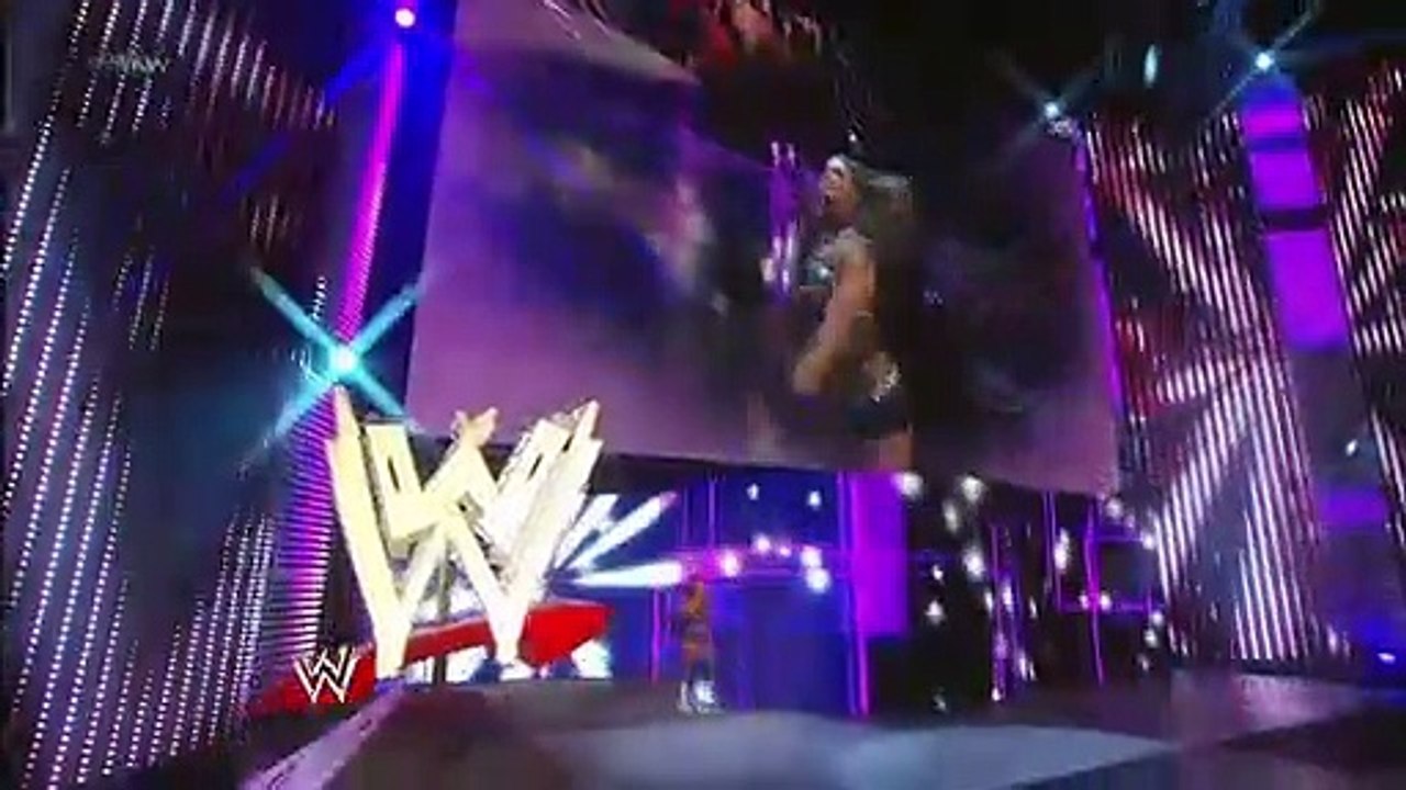 Eve Torres Vs Beth Phoenix - Raw Oct 1, 2012 - Vídeo Dailymotion