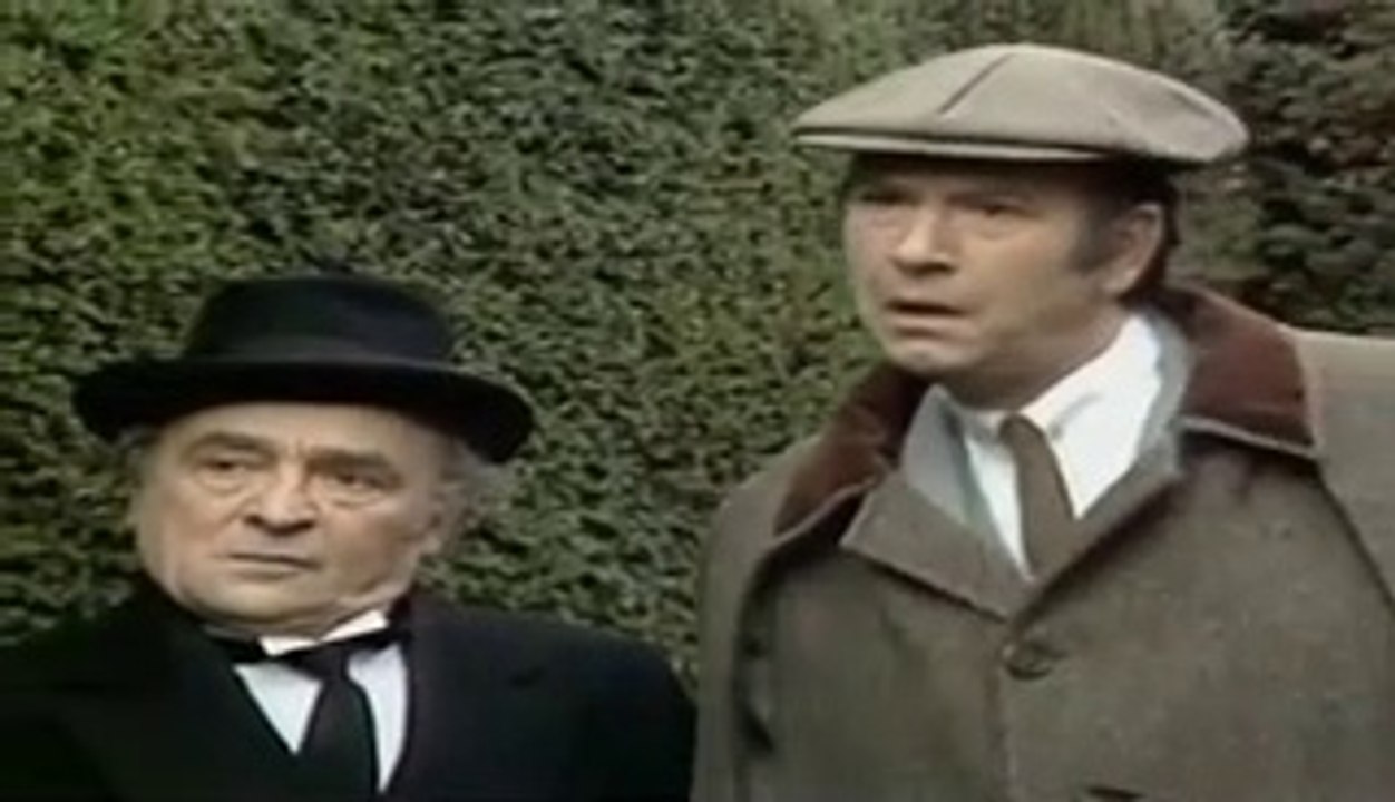 Carry On Laughing, S2/E2. Kenneth Connor, Jack Douglas, Sherrie Hewson ...