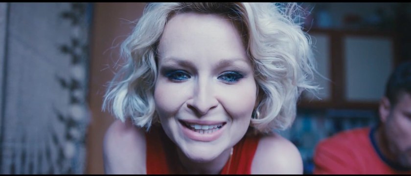 Small World | Moviepilot.de