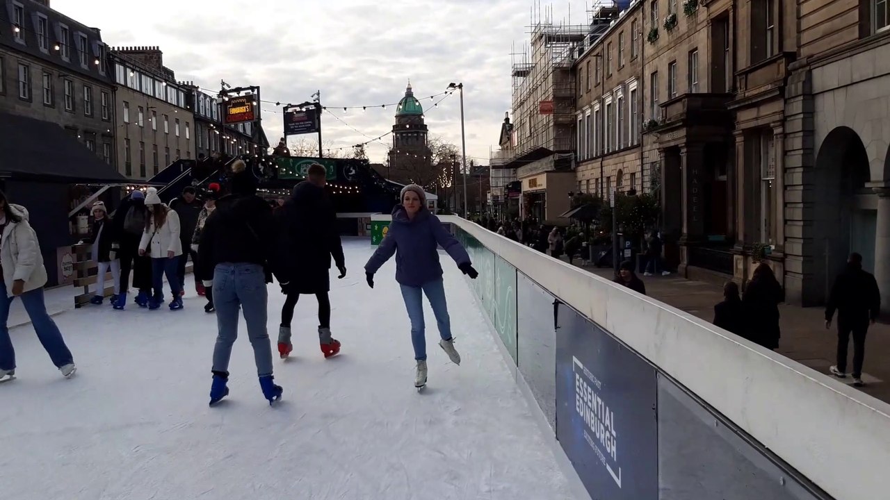 Edinburgh's Christmas - Jane Bradley takes to the Ice Rink - video ...