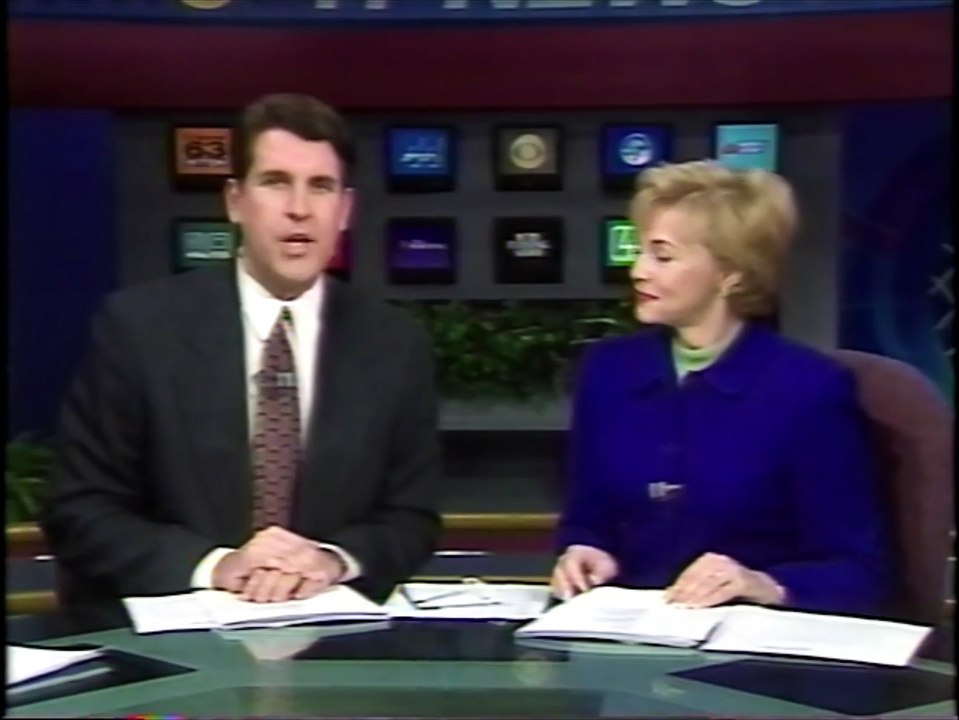 WEVV-TV CBS 44 News Now at 10pm Open, Montage, Close (3-30-1998 ...
