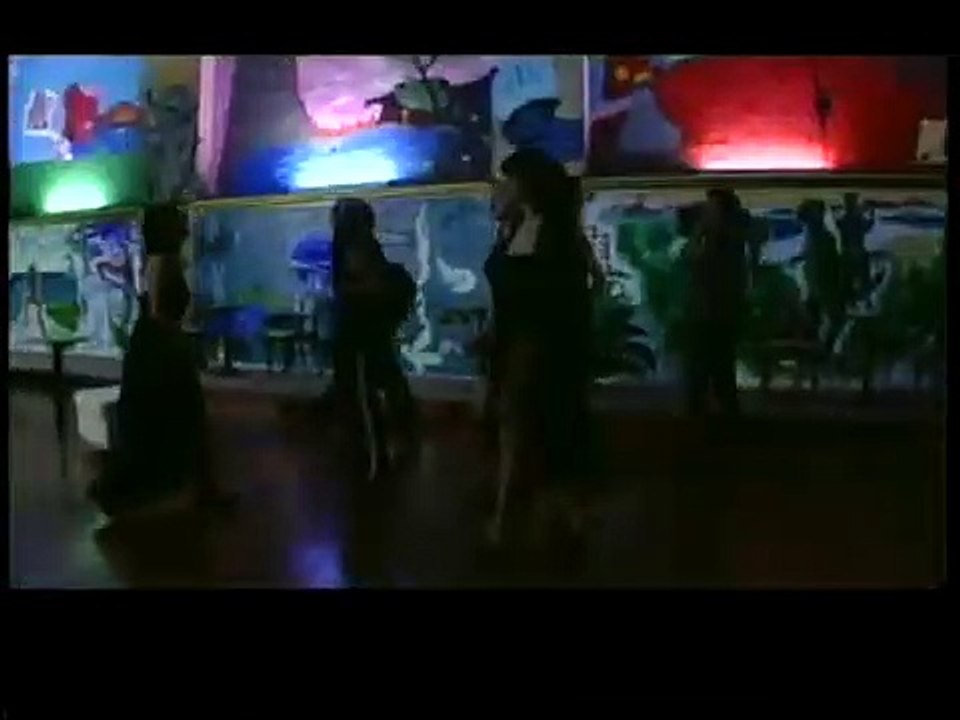 Hell Asylum (2002) - Trailer - Vídeo Dailymotion