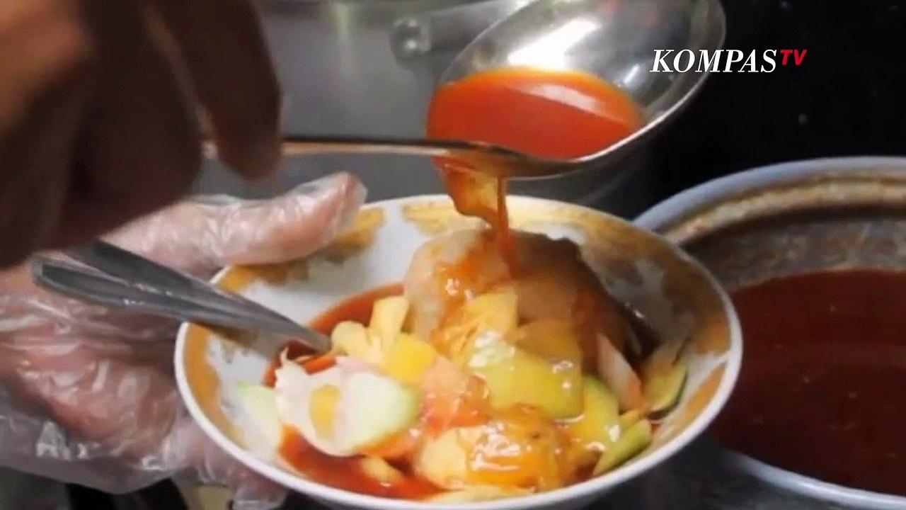 Bakso Rujak, Kuliner Unik di Sukabumi yang Menggabungkan Bakso dengan ...